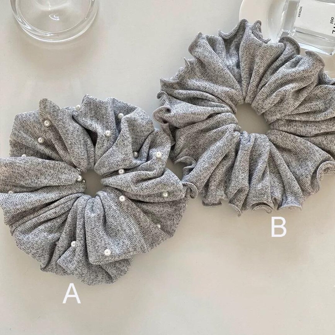 Grey Scrunchie, Scrunchies for Women, White Pearl Scrunchies for Hair ...