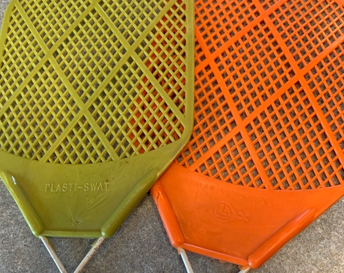 Vintage Fly Swatters -2 - Laidlaw Plasti-swat Mid Century Farmhouse ...