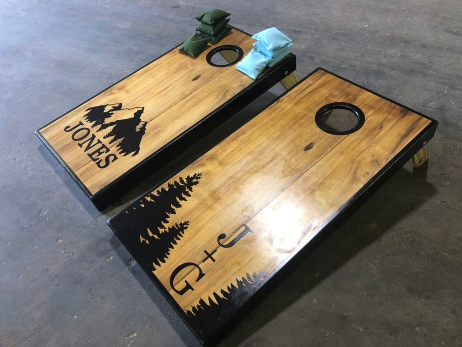 Custom Tree and Mountain Cornhole Boards Outdoor Wedding - Etsy