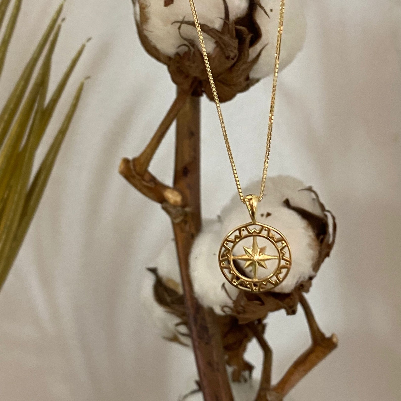 18K Gold Compass Necklace for Women Compass Pendant Gold - Etsy Israel