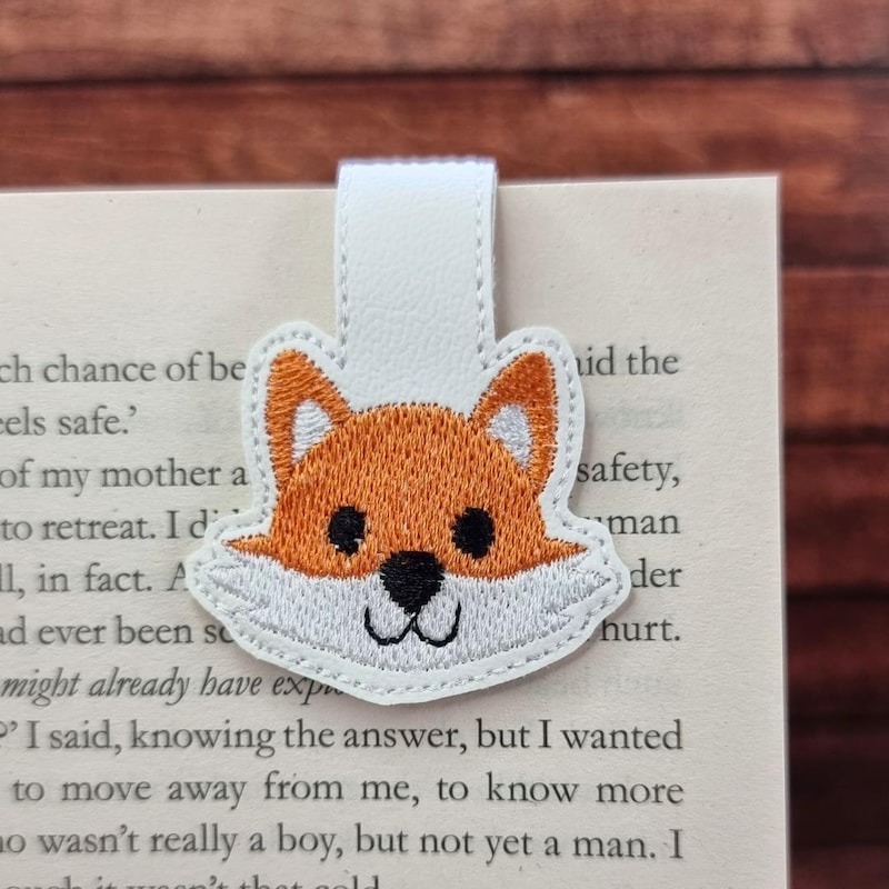 Magnetic Fox Bookmark - Etsy UK