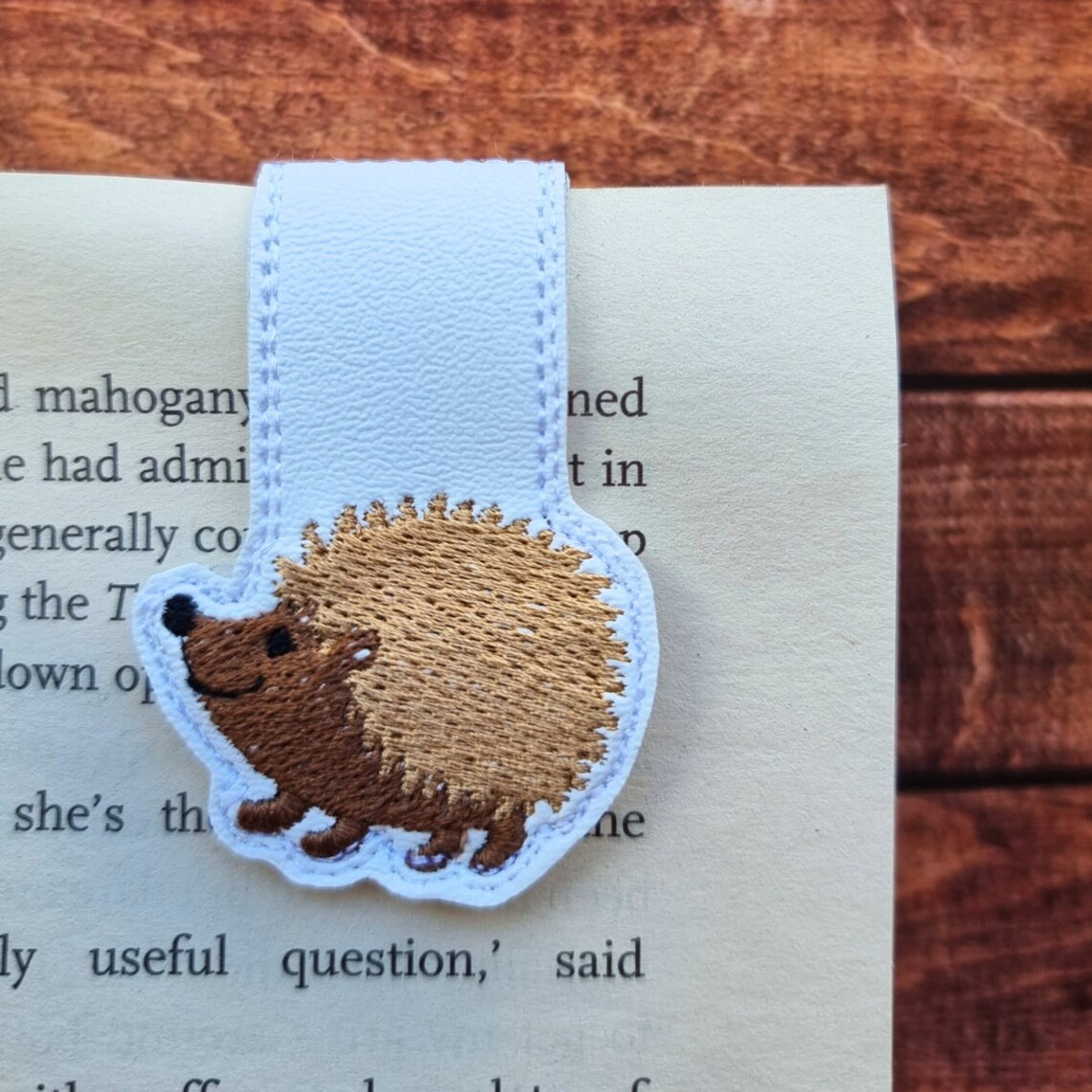 Cute Hedgehog Magnetic Bookmark | Embroidered Bookmark | Folded ...