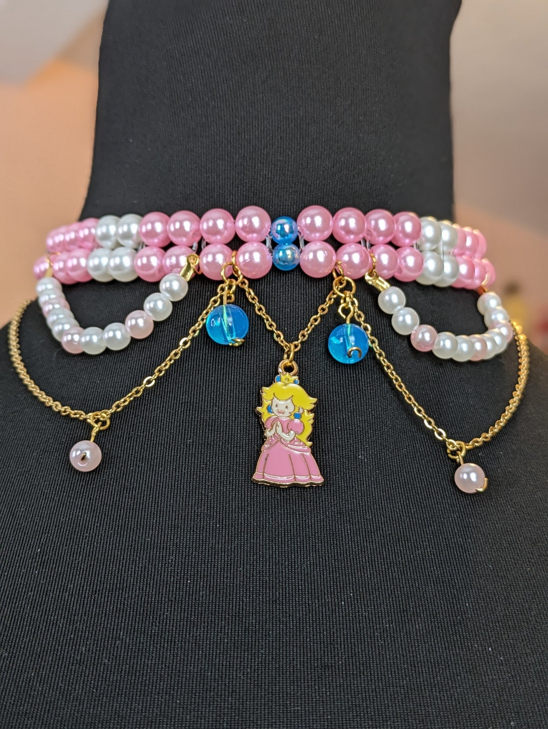 Princess Peach Charm Elastic Woven Faux Pink and Blue Pearl Choker ...