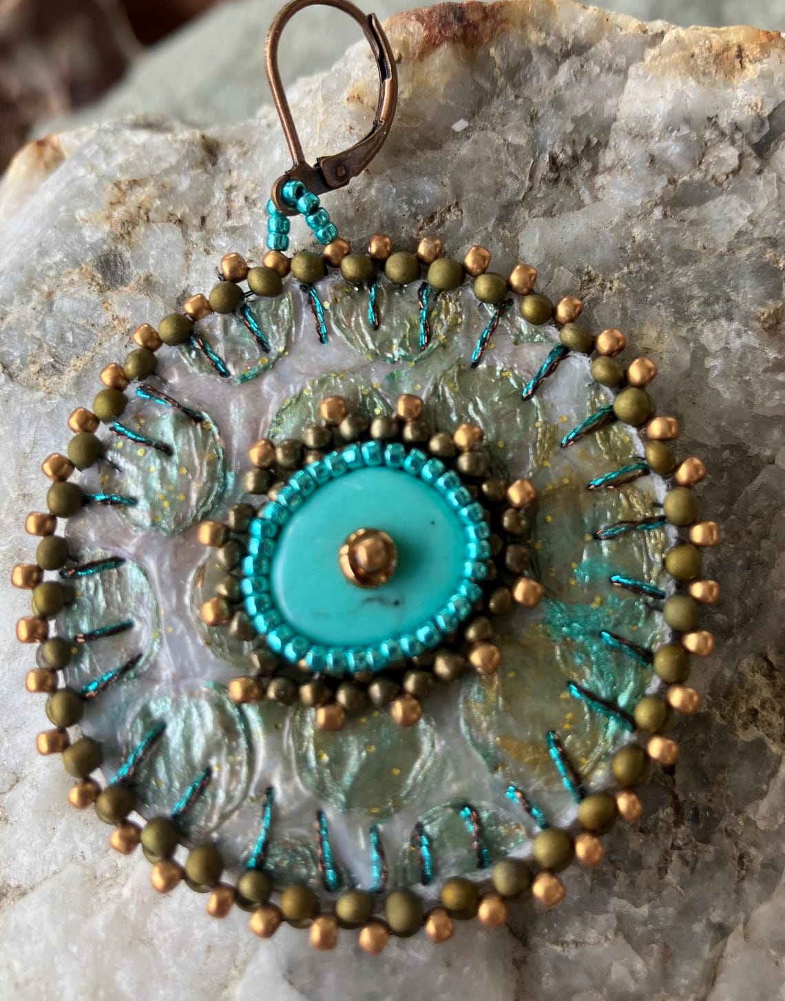 Targe Earring Kit Made With Vintage Cab and Bubble Wrap Tutorial - Etsy