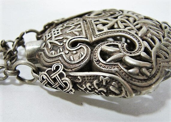 7" Chinese Silver Hanging Pendant - Reticulated - Bel… - Gem