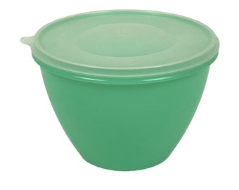 Tupperware Lettuce Keeper Crisp It Salad Storage Bowl, Jade Green 1424 ...