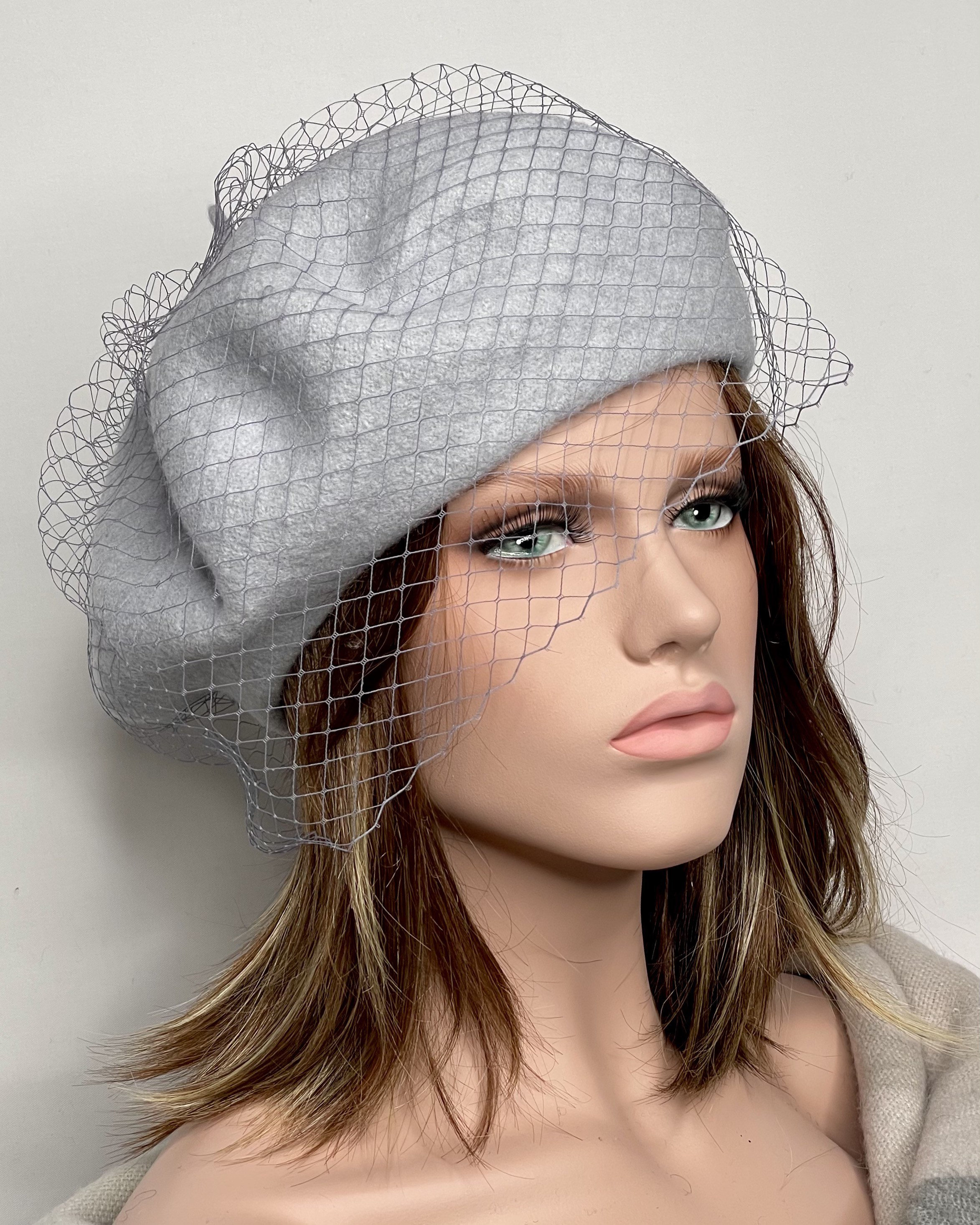 Boina Paris color lana azul / gris con velo. Sombrero de mujer - Etsy ...
