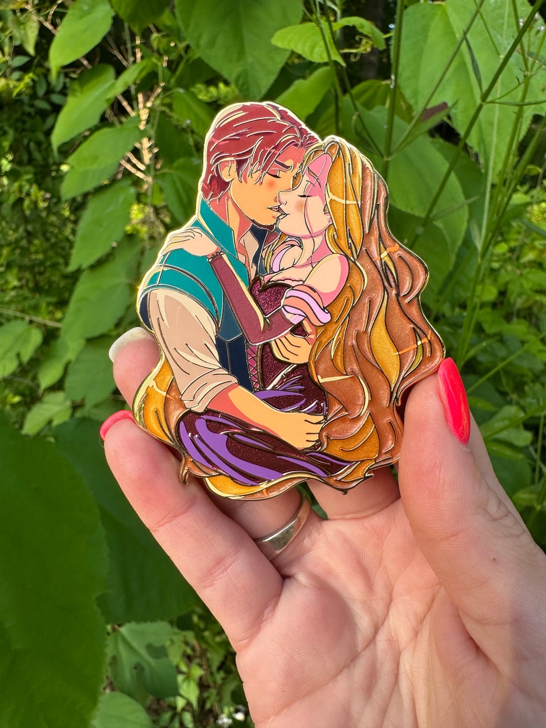 In Hand Where I'm Meant to Be Rapunzel & Flynn Fantasy Pin LE30 - Etsy