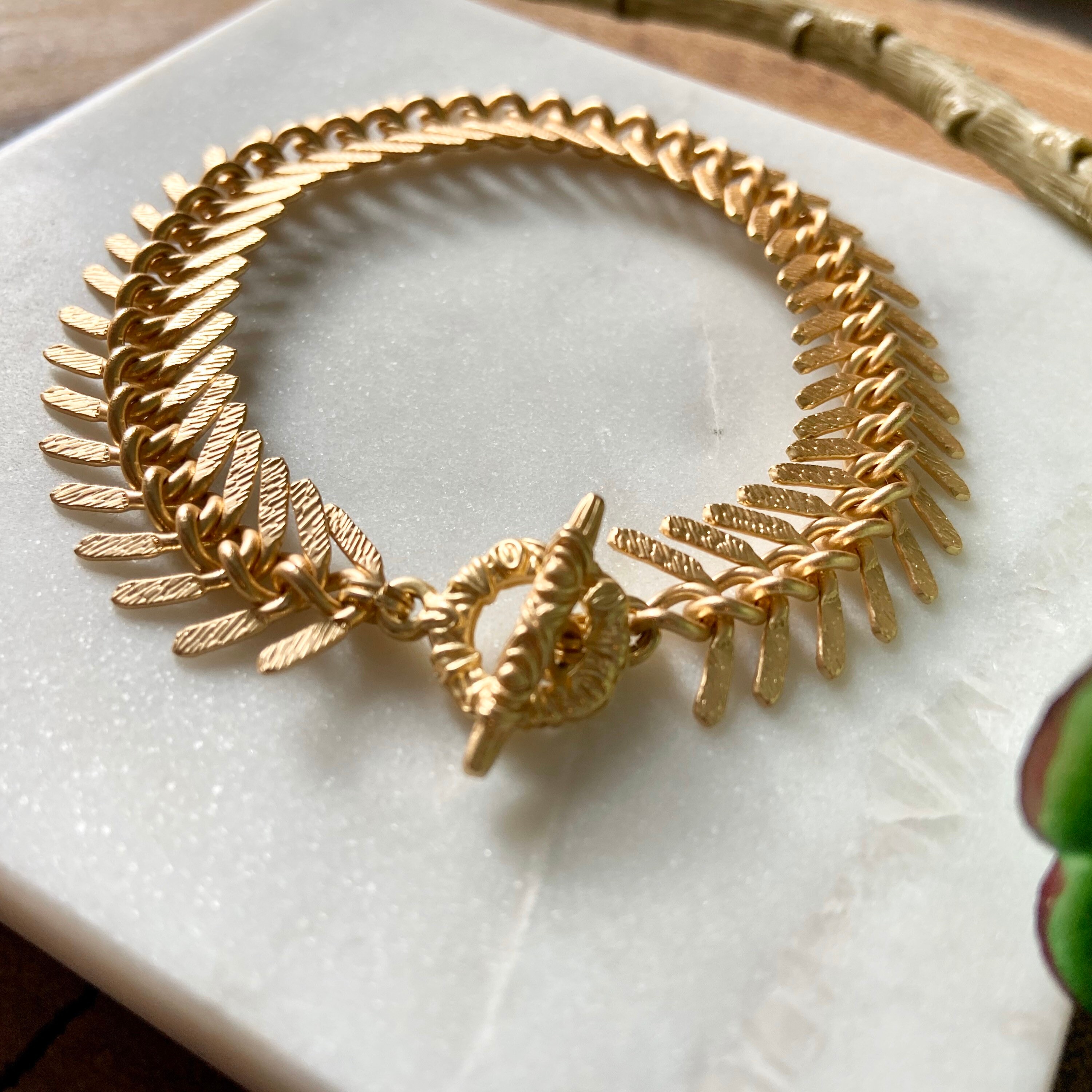 Matte Gold Fishbone Bracelet / Fishbone Chain / Toggle - Etsy