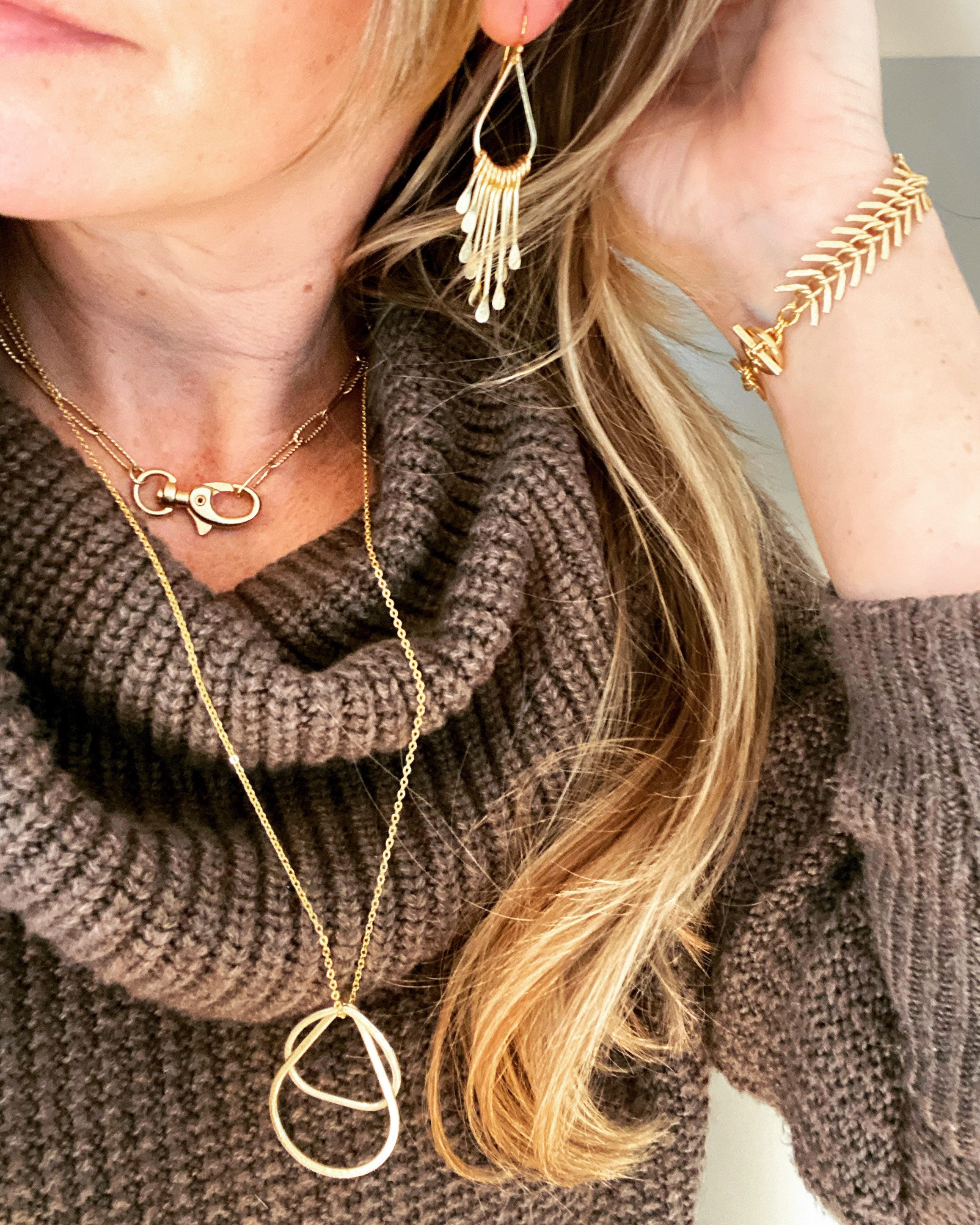 Matte Gold Fishbone Bracelet / Fishbone Chain / Toggle - Etsy