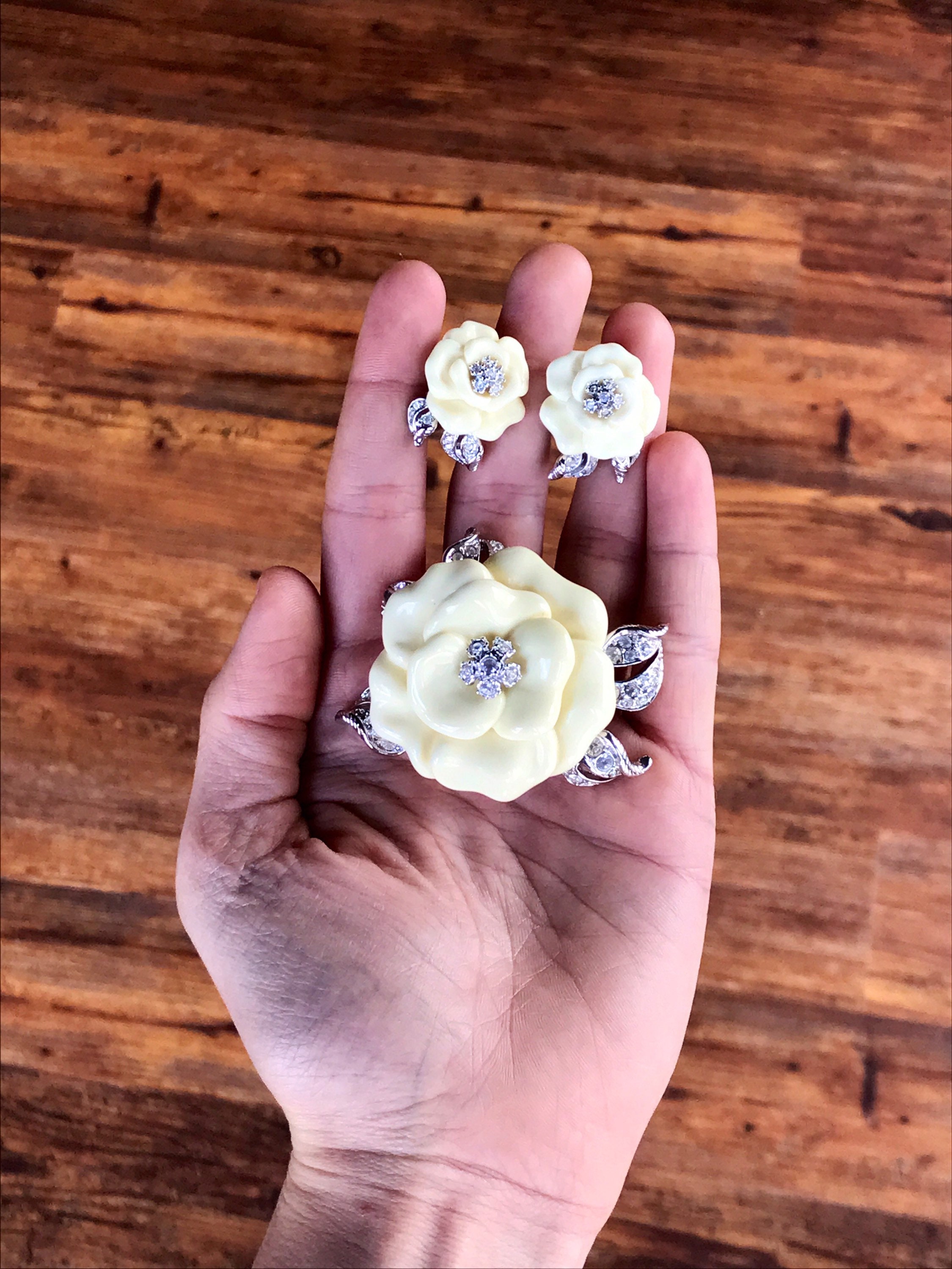 Vintage Nolan Miller White Rose Brooch and Clip on Earrings - Etsy