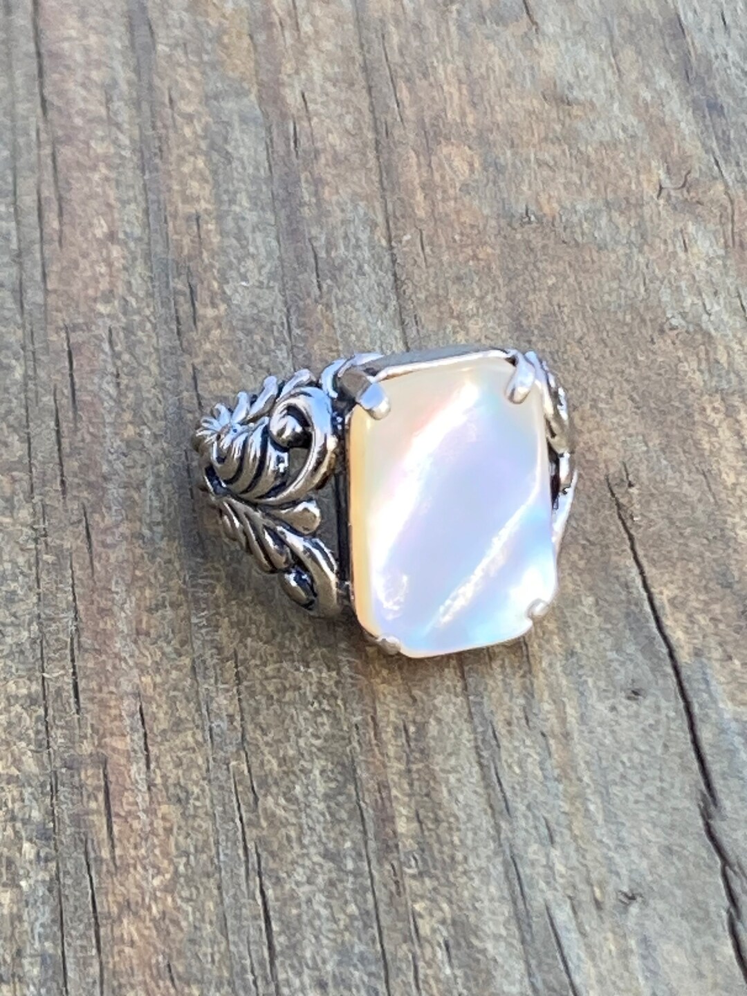 Vintage Size 6 West Germany Ring With Large Rectangular Mother of Pearl ...