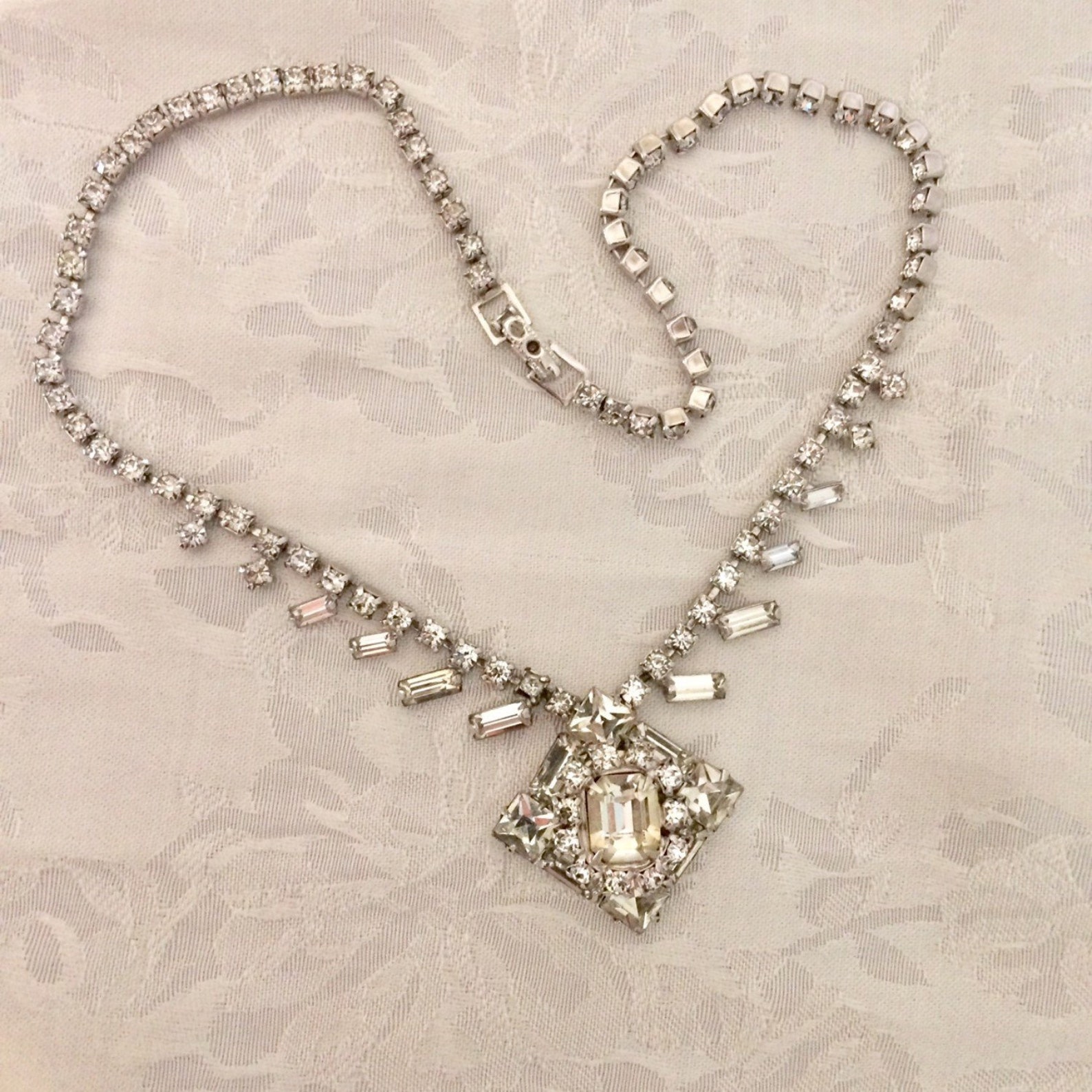 Vintage Clear and off White Rhinestone Necklace. - Etsy