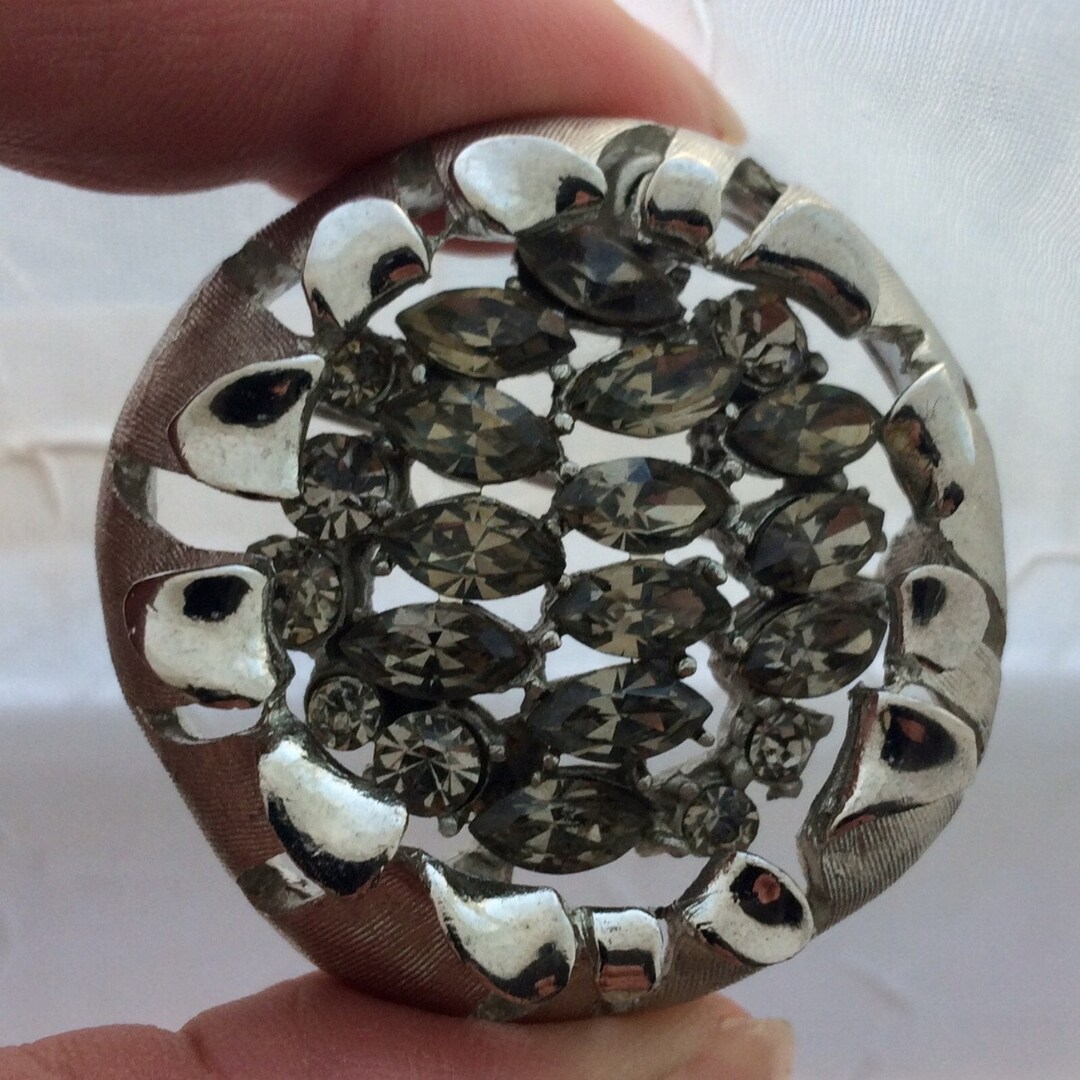 Vintage BSK Silver Tone Smokey Grey Rhinestone Brooch. - Etsy