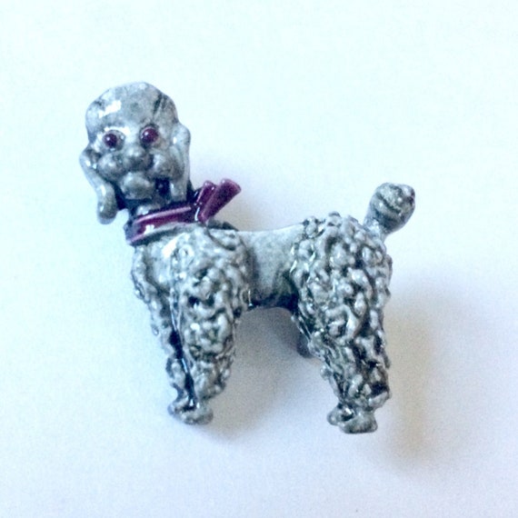 Vintage gray enamel poodle pin. - Gem