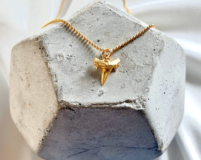 Dainty Gold Shark Tooth Necklace Vermeil Gold Sharks Tooth Charm ...