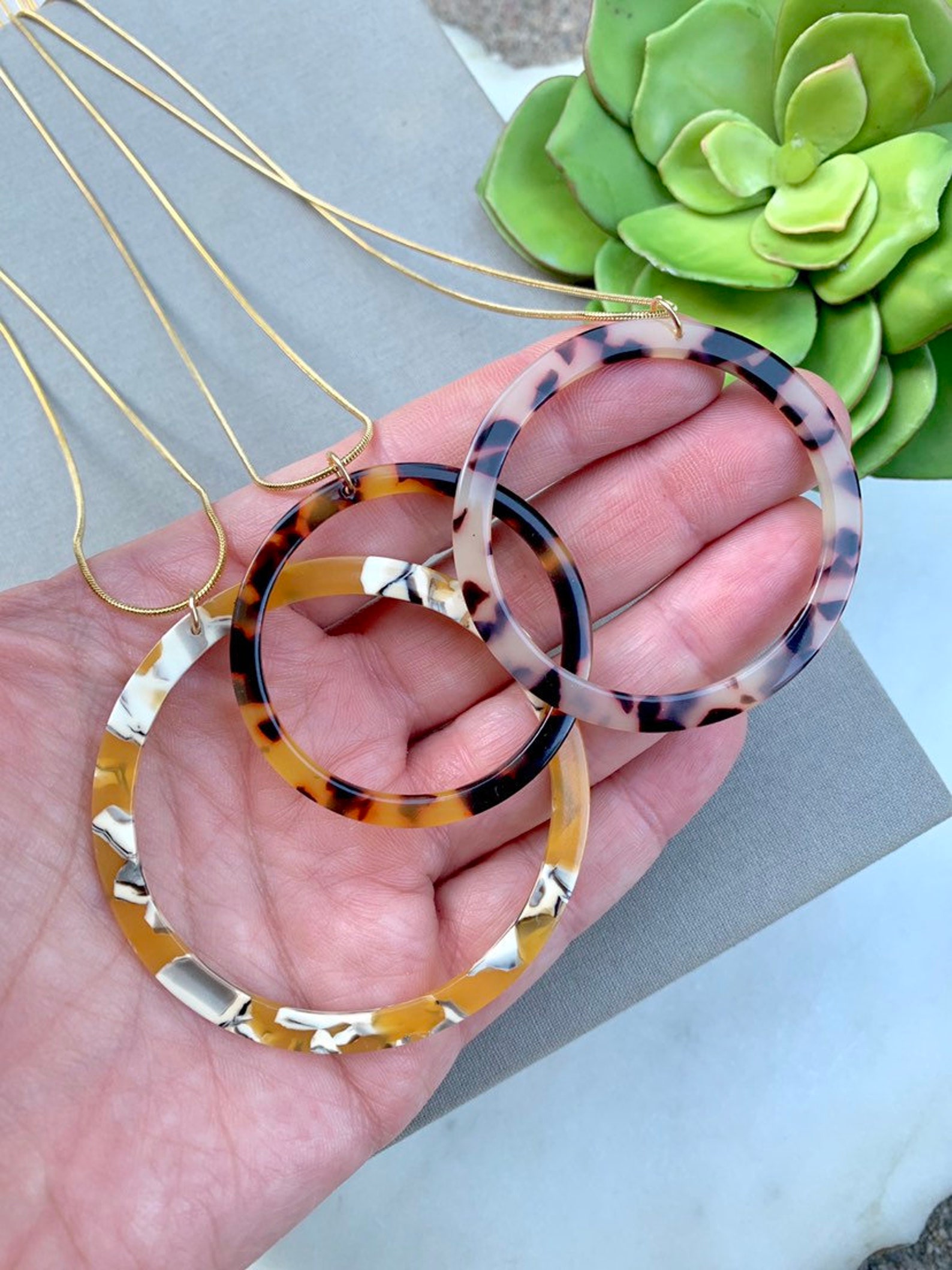 Tortoise Shell Circle Pendant Necklace 14k Gold Filled Snake - Etsy