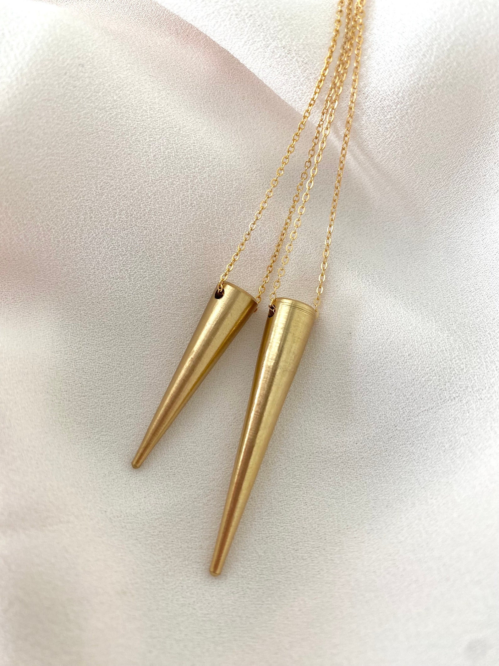 Gold Spike Necklace 14k Gold Filled Chain Necklace Dainty Gold Bar Cone ...