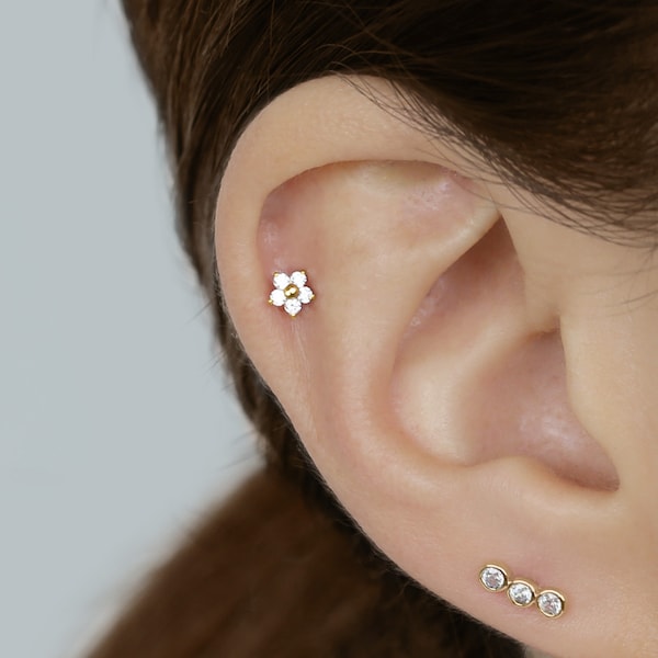 Flower Cartilage Earring - Etsy