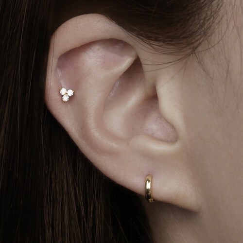 14k Solid Gold Trinity CZ Internally Threaded Labret Stud - Etsy