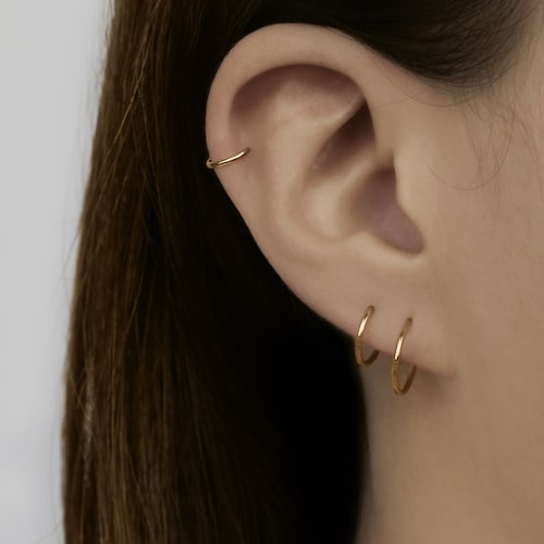 14k Solid Gold Dainty Thin Hoop Earring Small Gold Hoop - Etsy