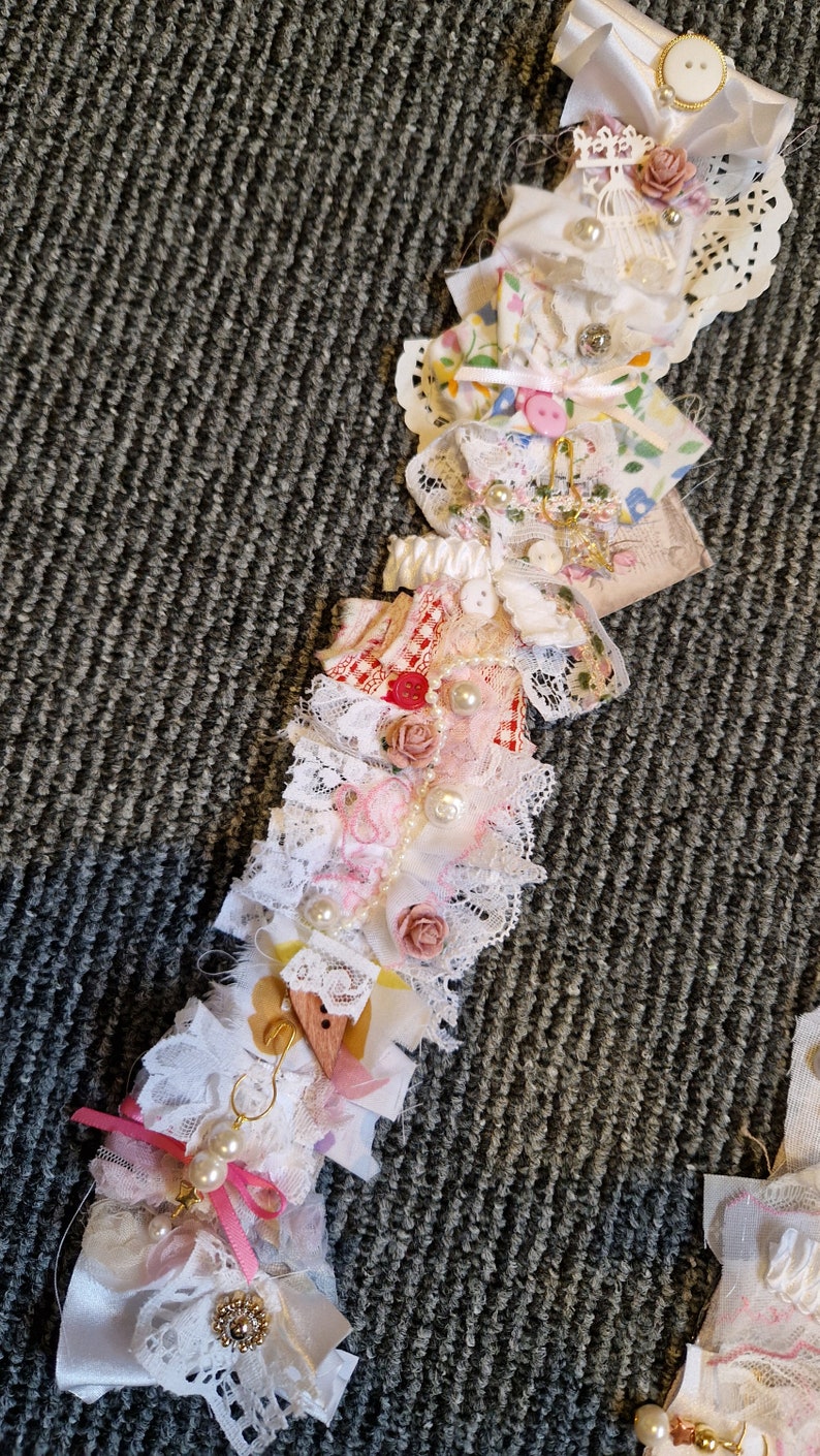 Lace Fabric Paper Snippets Ruffle Strips Junk Journal Scrapbooking ...