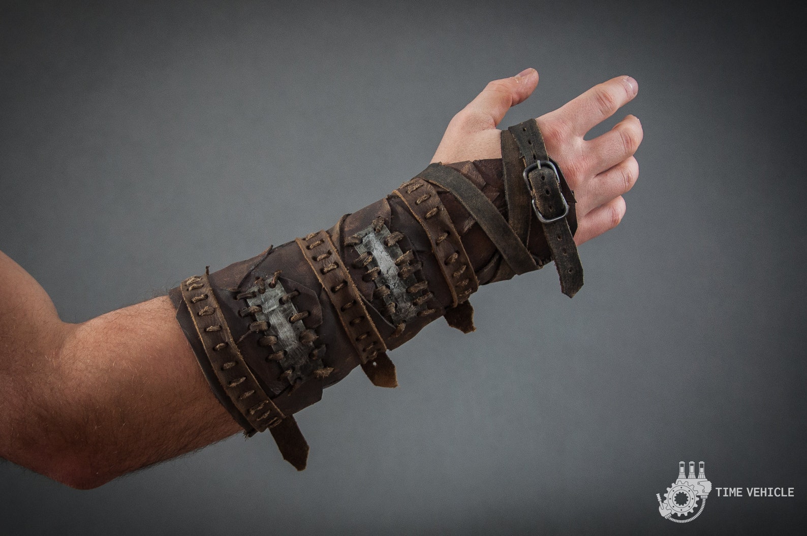 Set of Two Bracers - Leather Vambraces - LARP Armor - Leather Hand Wrap ...