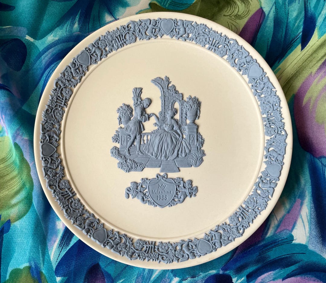 Vintage Wedgwood 1988 Valentine's Day Plate, Blue on White Jasperware, Bas Relief, England ...