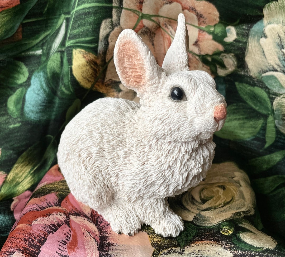 Castagna White Rabbit Figurine, Made in Italy, Textured, Pink Nose ...