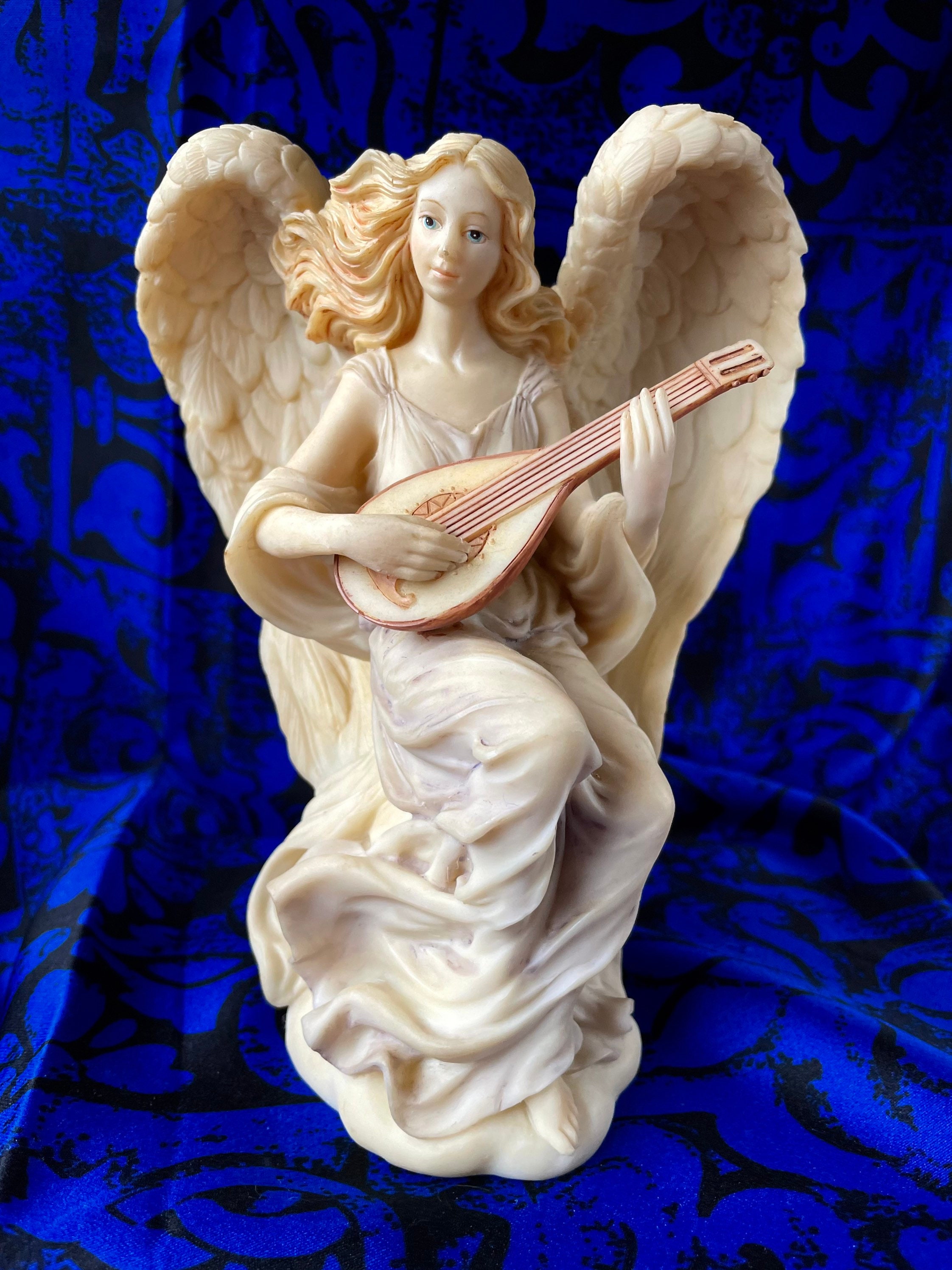 Seraphim Angels Statue