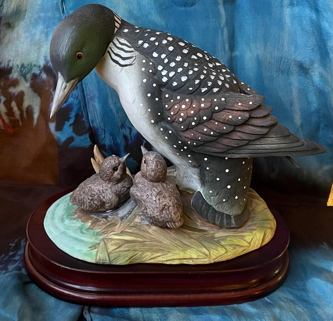 Beautiful Andrea by Sadek Porcelain Common Loon With Chicks Figurine ...