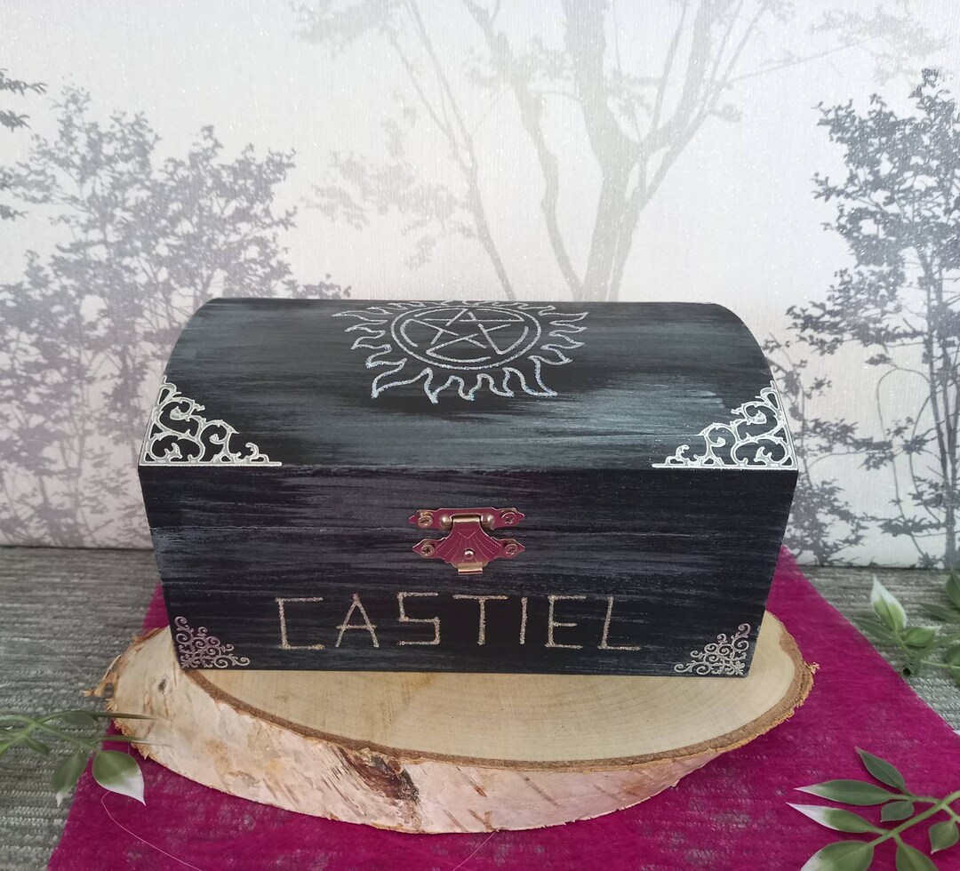 Supernatural Angel Protection Box. Black and Silver. Demon Trap ...