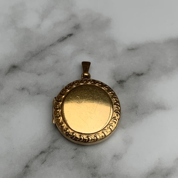 Vintage Gold Round Locket - Etsy