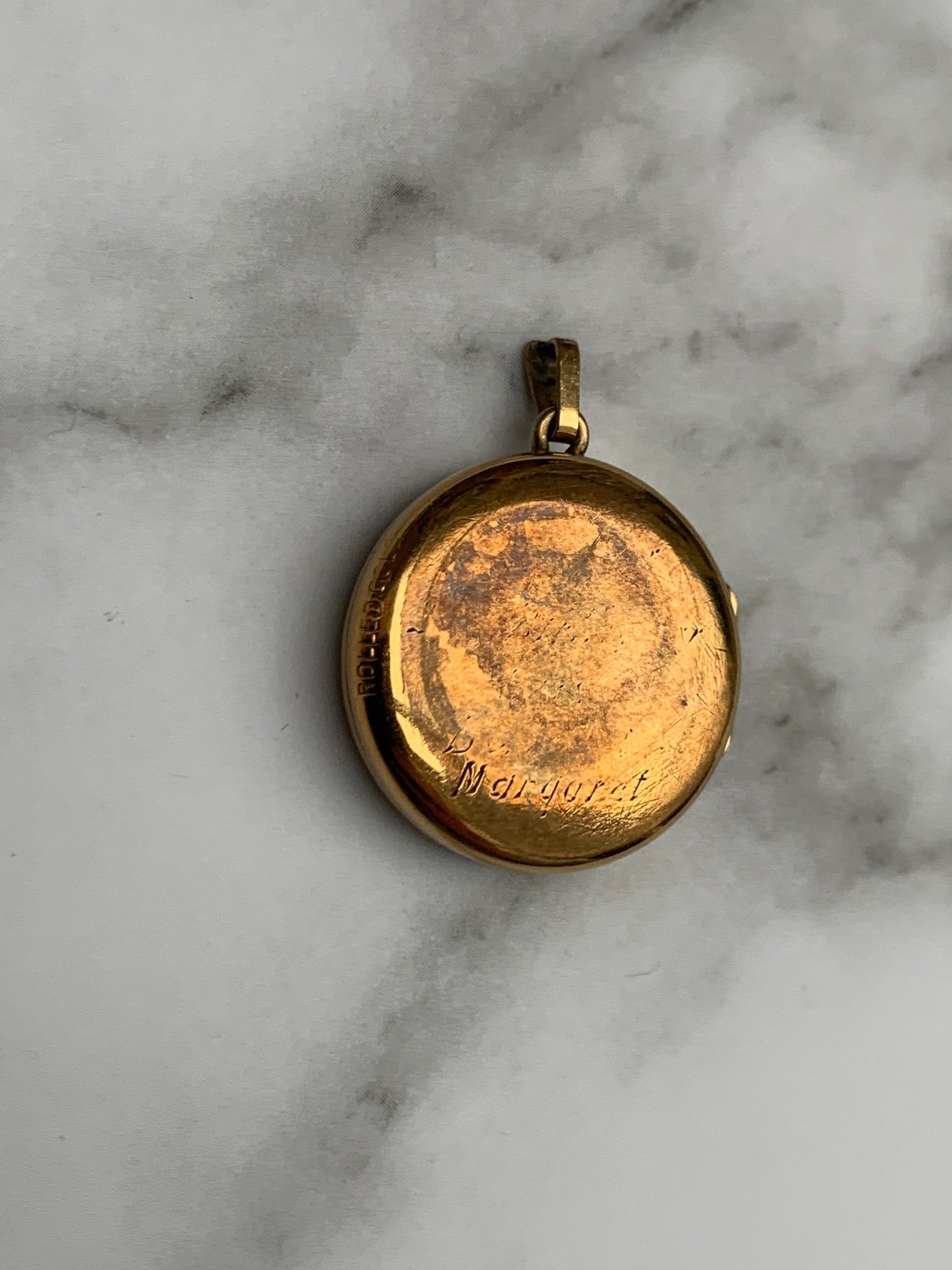 Vintage Rolled Gold Round Circle Locket Engraved Jewelry Ladies Gift ...