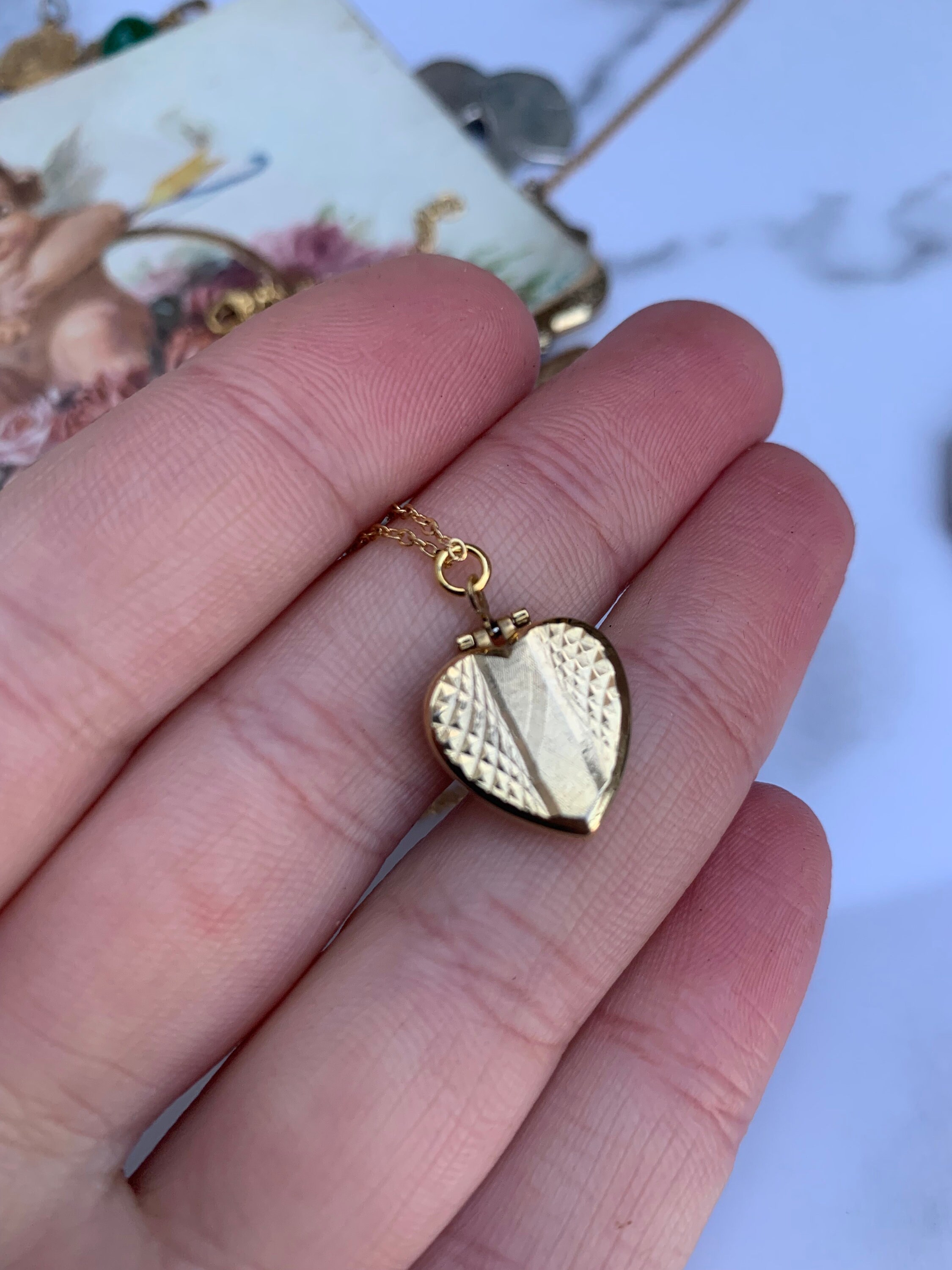 Vintage Rolled Gold Heart Locket Photo Locket Diamond Cut Pattern ...