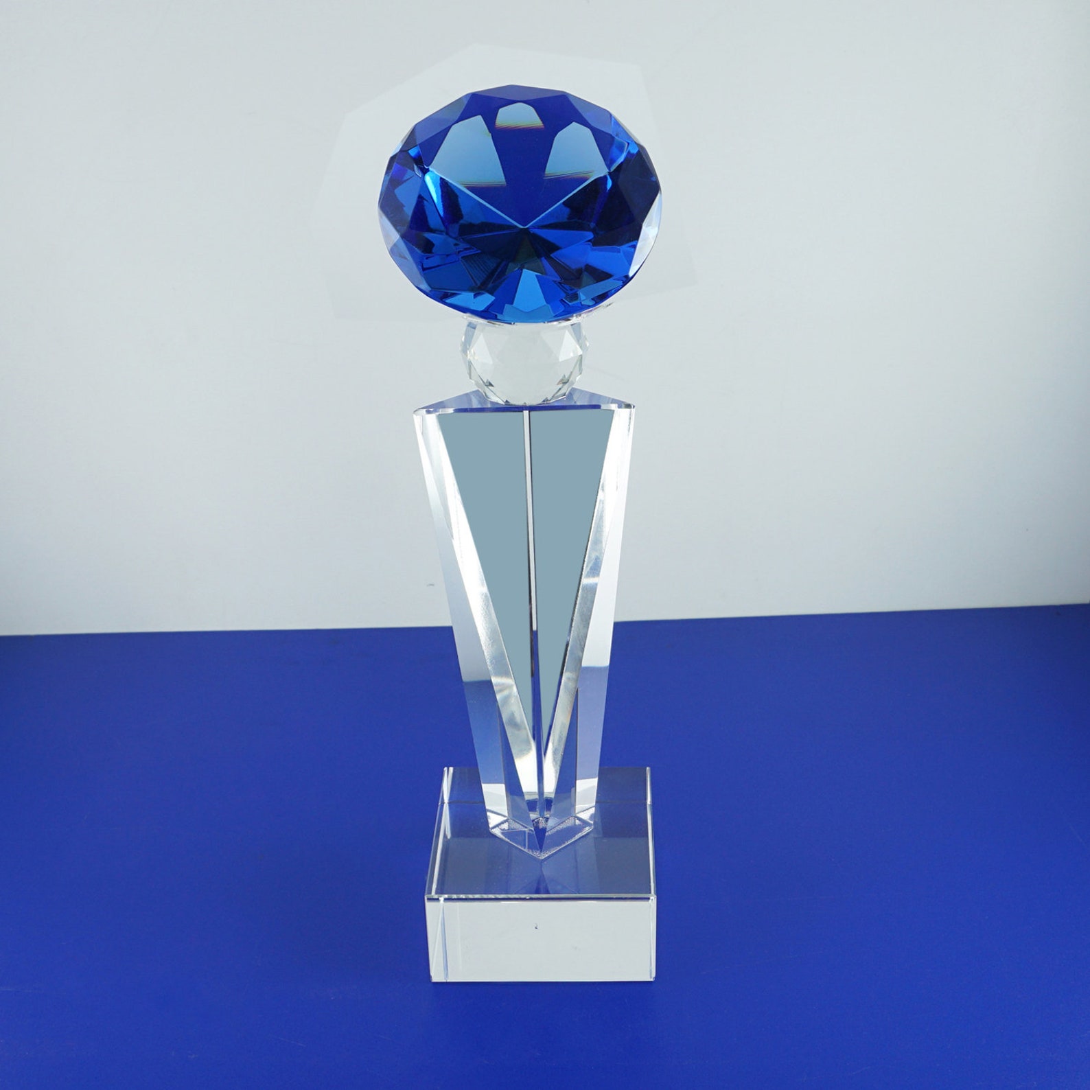 Crystal Glass Diamond Trophy Awards Recognition Achievement Reality ...