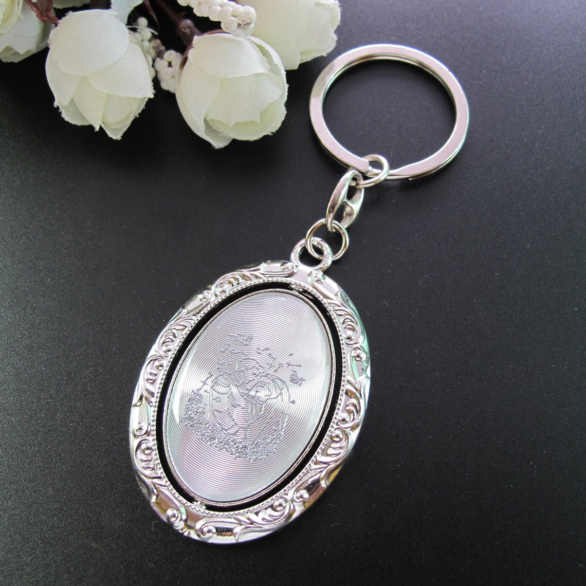 Personalized Spinning Wedding Keychain Favor 12 PCS Engraved | Etsy