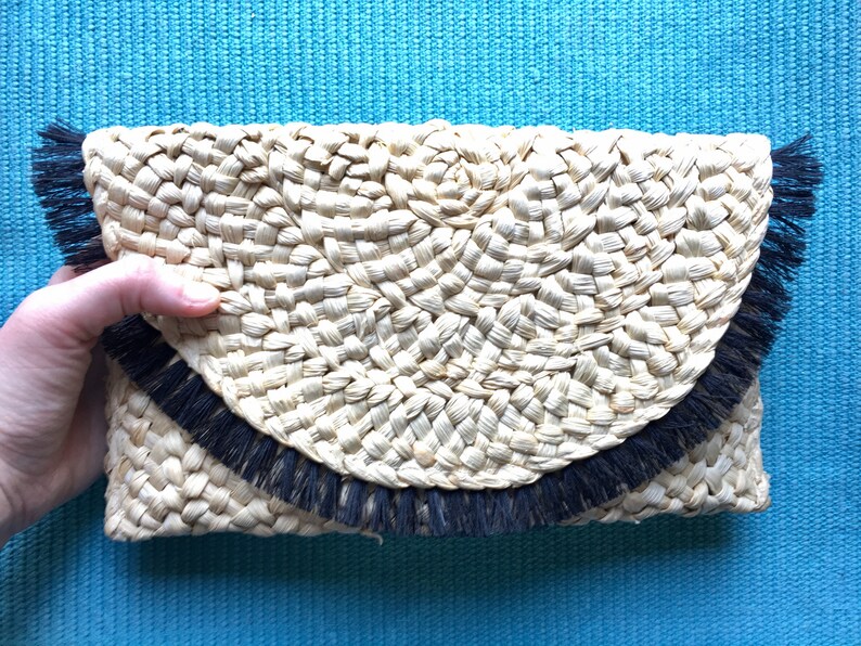 SHIPS FREE Tassel fringe trim straw clutch purse boho straw | Etsy