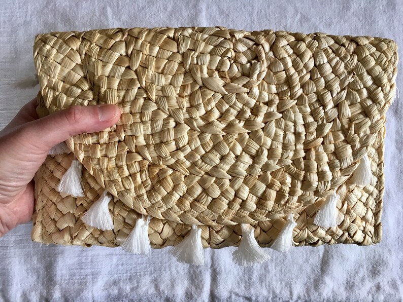 SHIPS FREE Tassel trim straw clutch purse boho straw handbag | Etsy