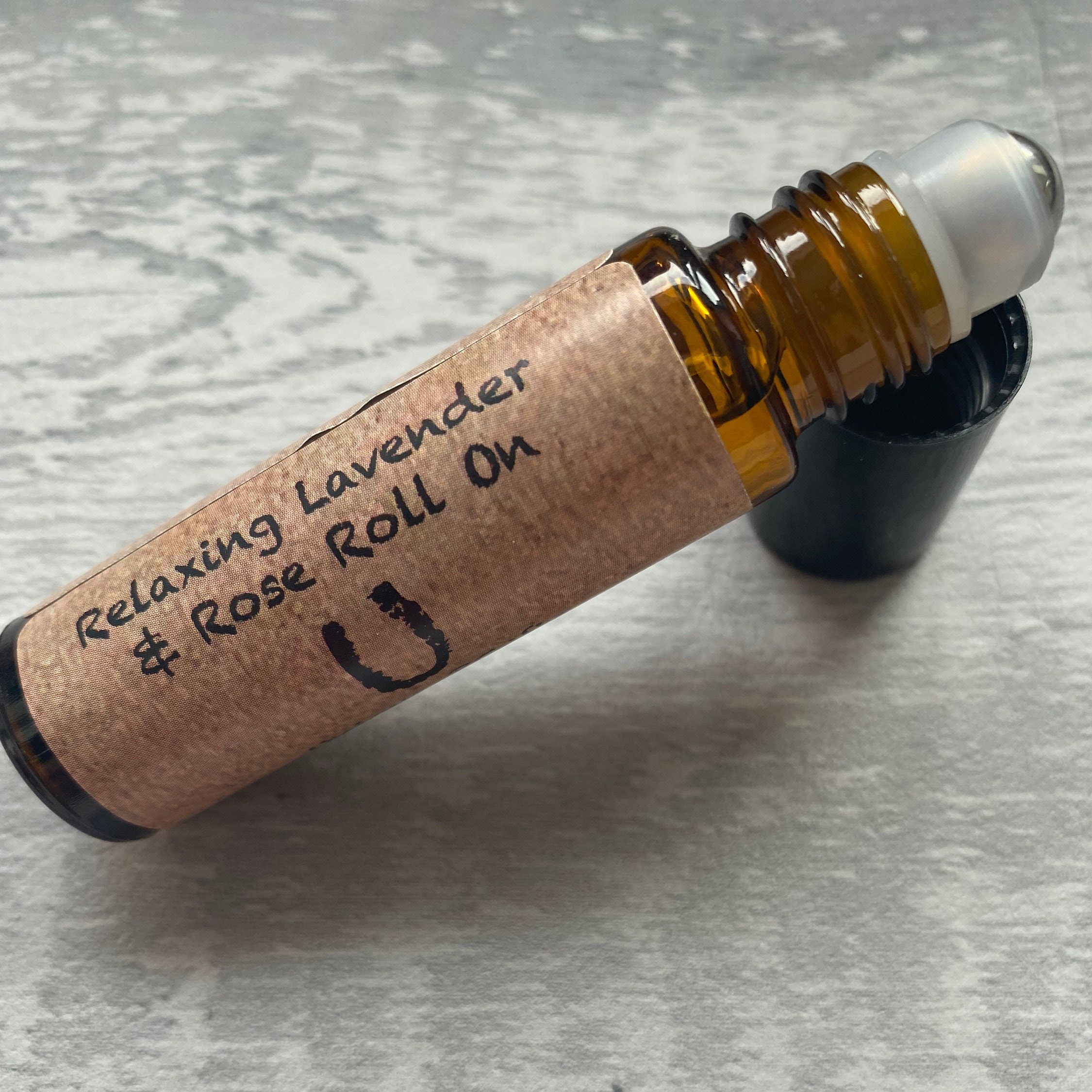 Essential Oil Roller, Roll on Aromatherapy, Spa and Relaxation Gift Box ...