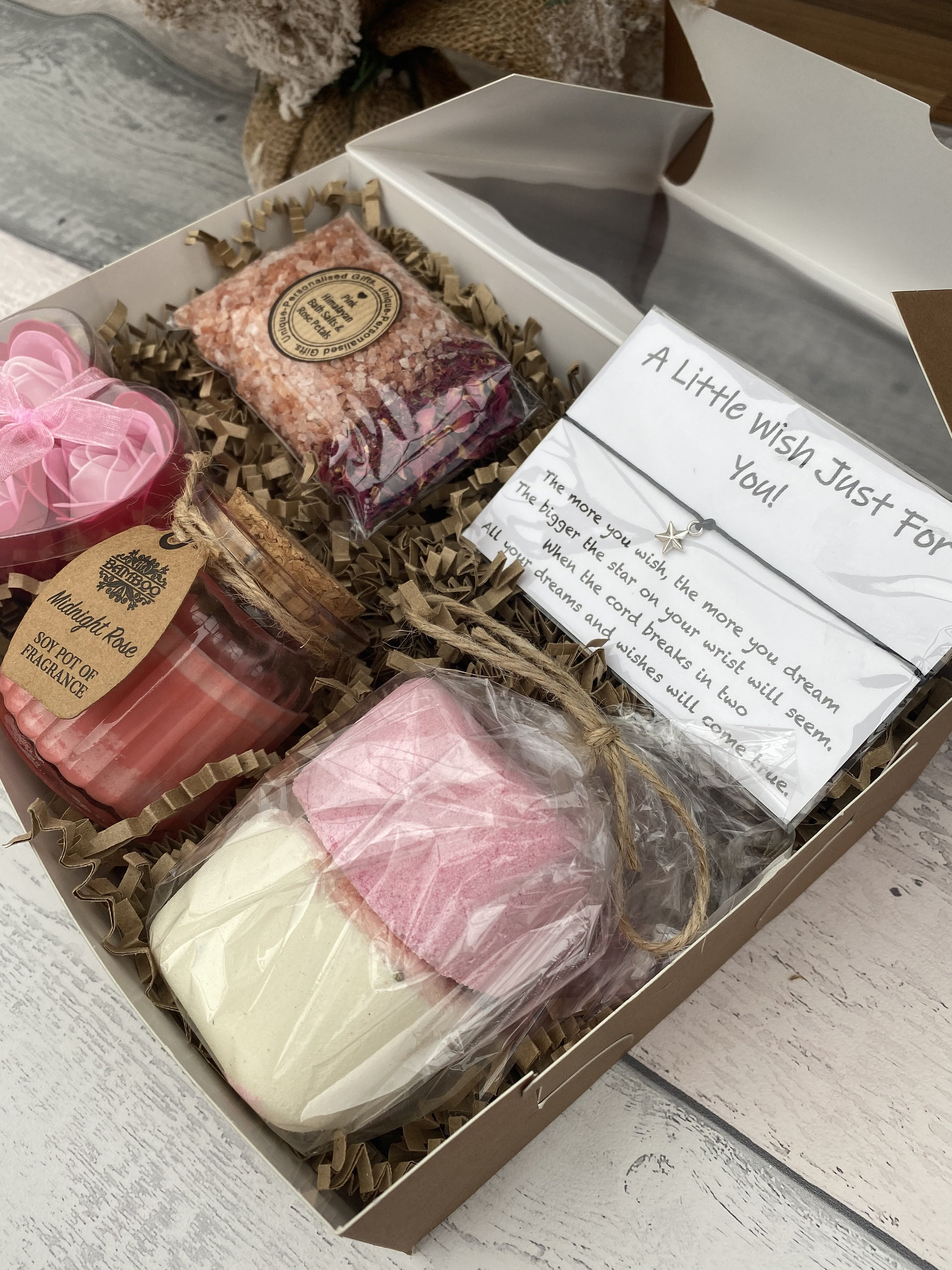 Pamper Hamper Spa Shower Gift Set Box for Daughter Friend New Mum ...