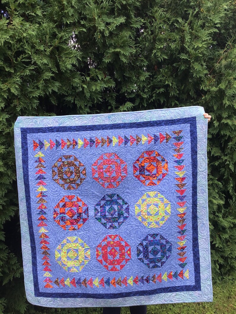 Modern Dramatic Quilt Using Mostly Kaffe Fassett Fabric - Etsy