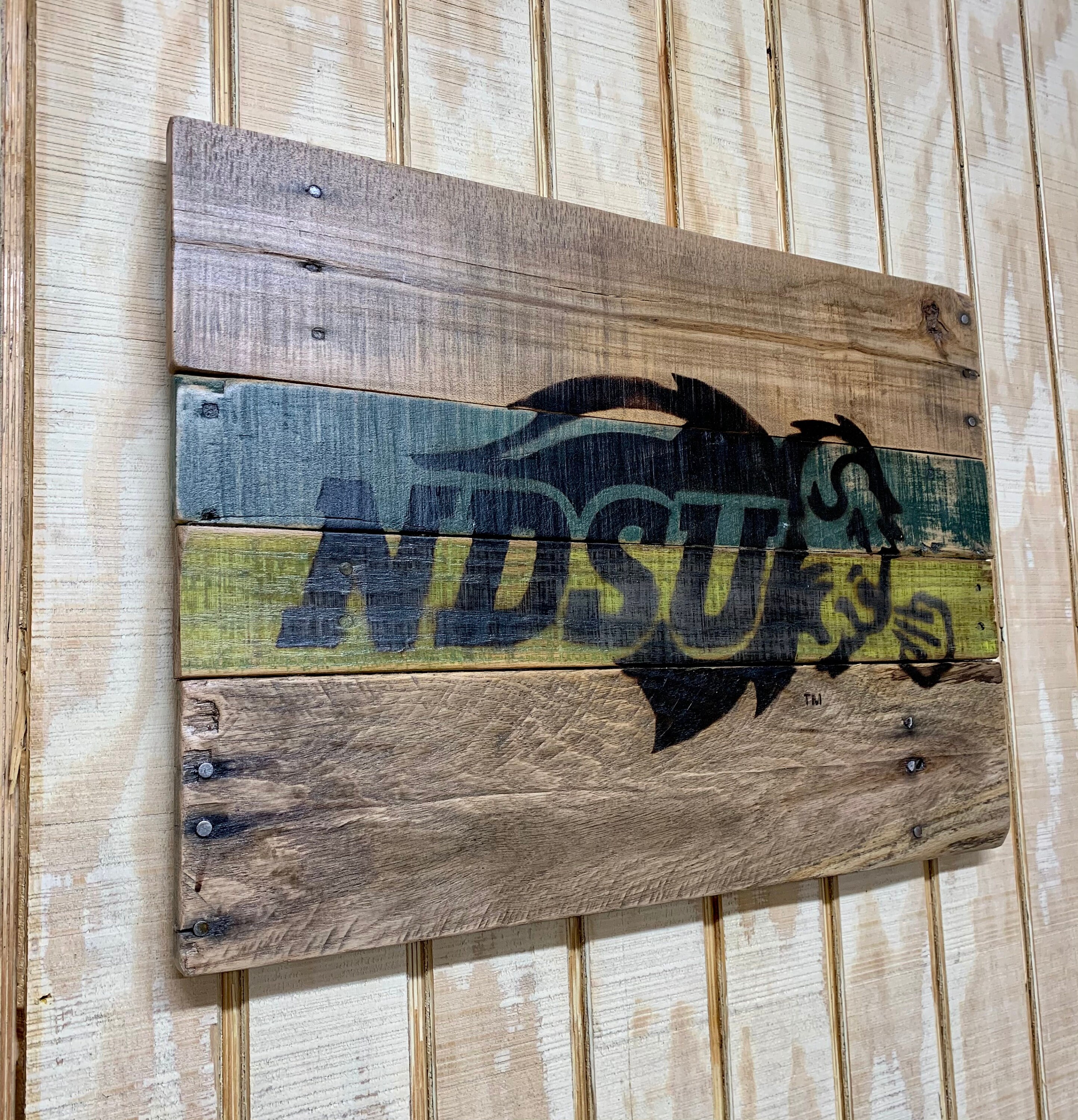 NDSU Bison Reclaimed Timber Sign - Heritage Edition - Etsy