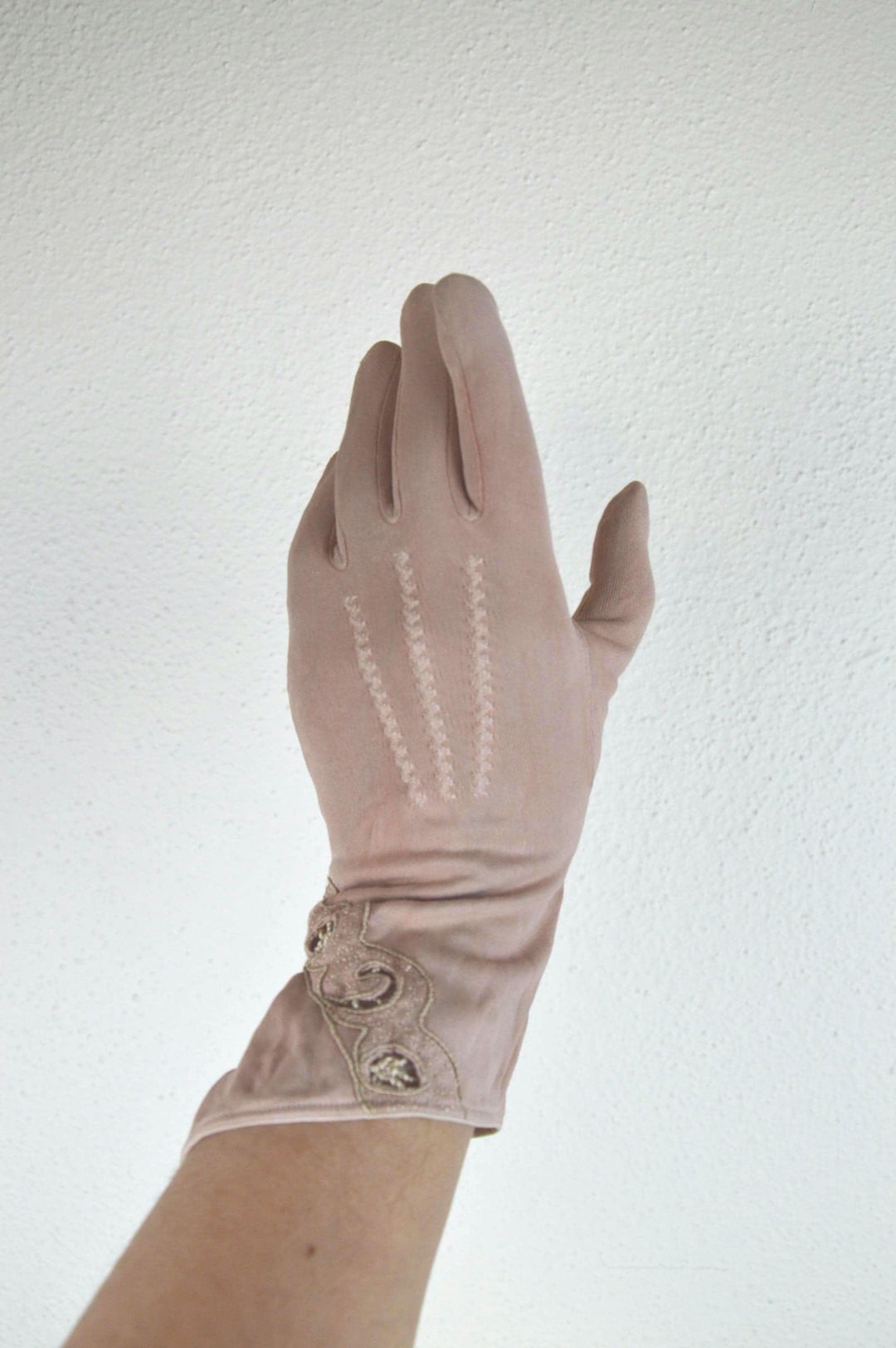 Vintage 1920s 1930's Pink Gauntlet Gloves // Nylon Embroidery Cut Work ...
