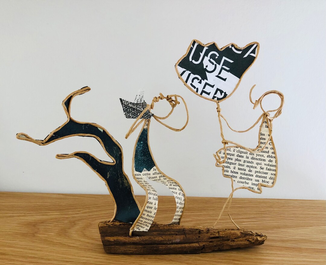 Sculpture in String and Paper Figurines in the Rain Original - Etsy