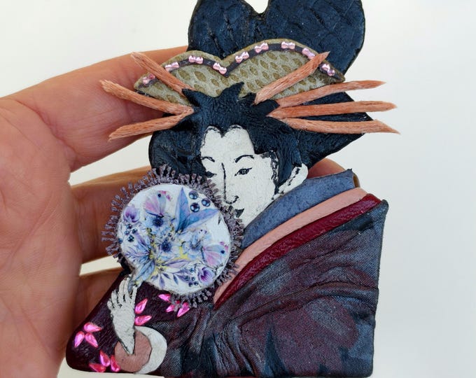 Japanese Woman Large Brooch Art Oriental Ladies Face Broach Asian Hand ...