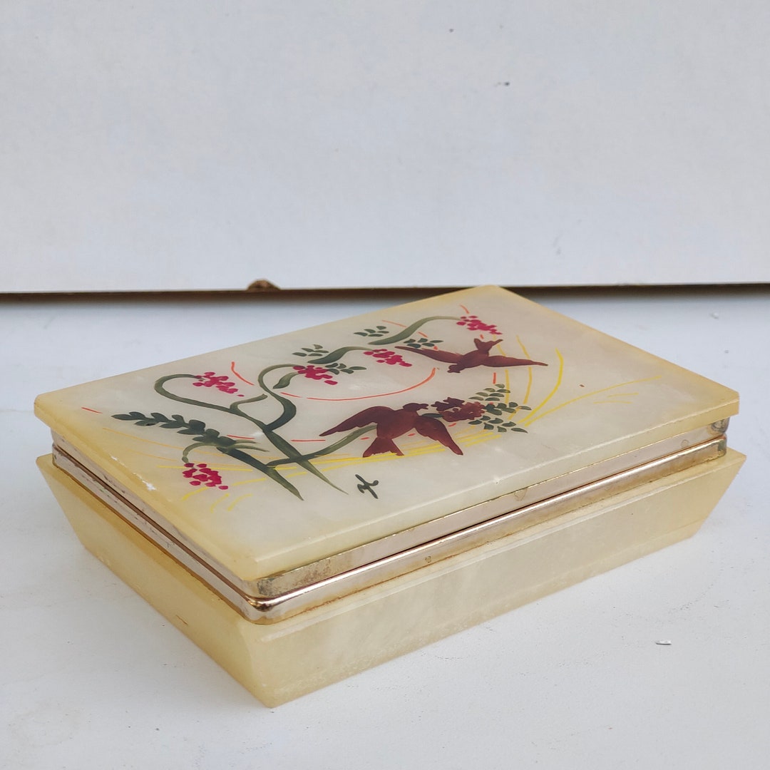 Vintage 70s Alabaster Jewelry Box With Lid Trinket Stone Small Case - Etsy