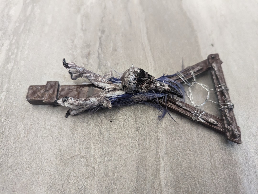 Resident Evil 7 Biohazard Crow Key - Etsy