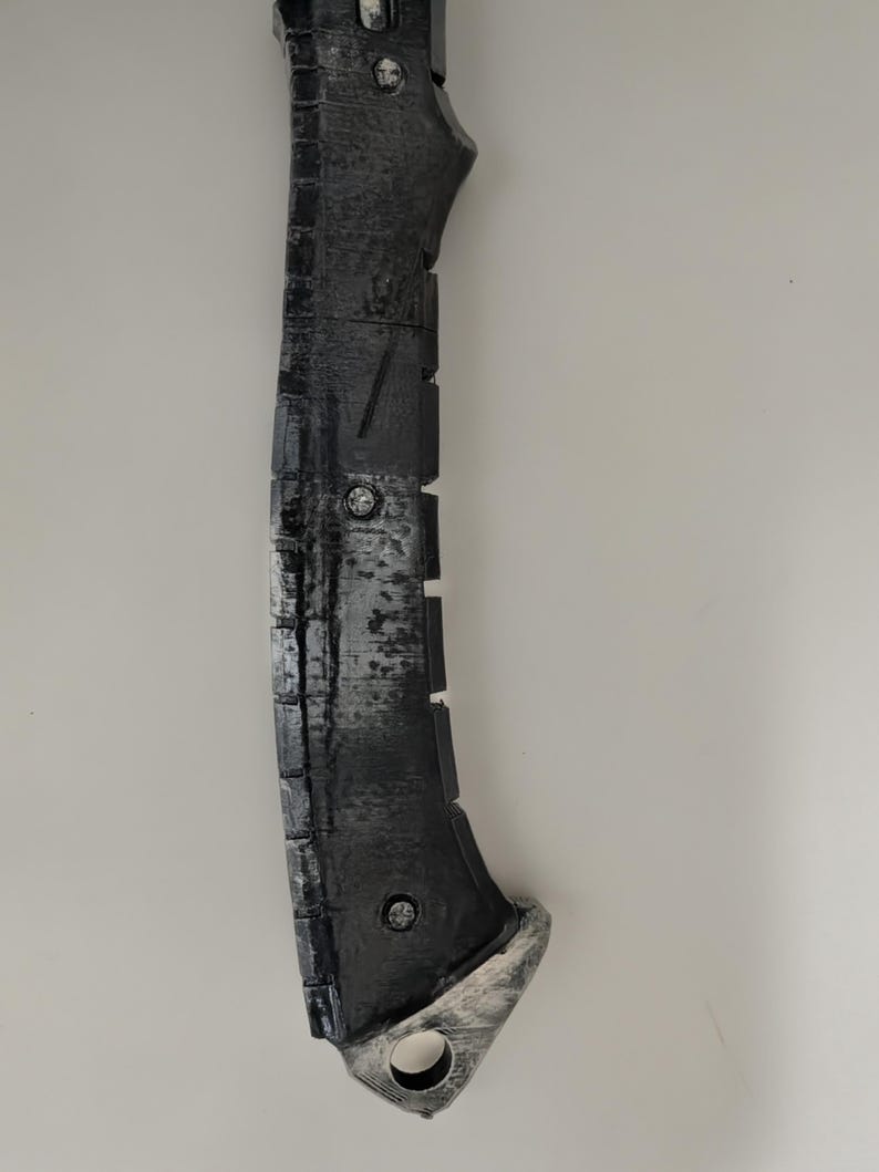 Leon Kennedy Axe Prop Replica | Resident Evil Requiem Inspired Cosplay ...