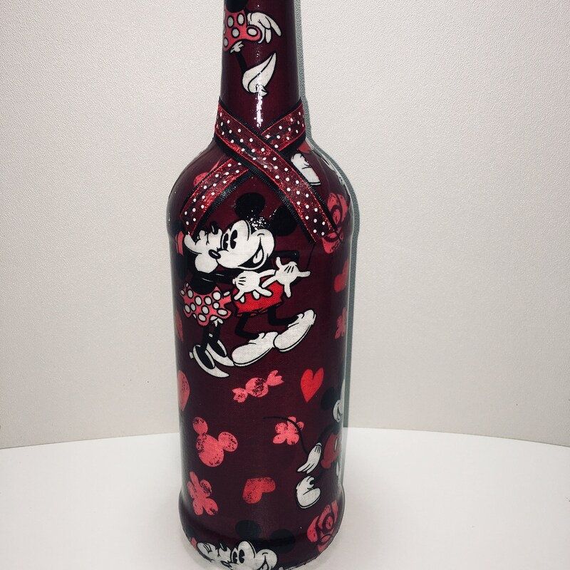 Minnie Mouse Wine - Etsy